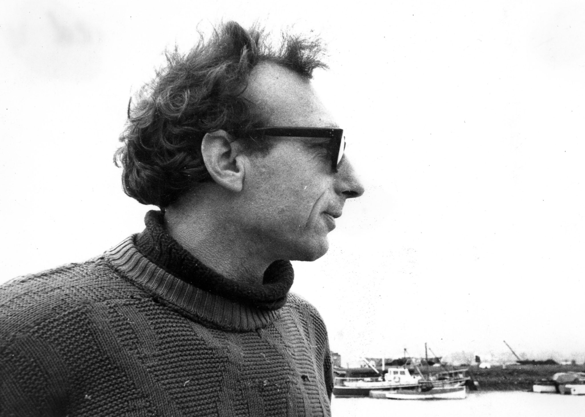 James Wharram e il suo sogno. Due ragazze e due catamarani!!